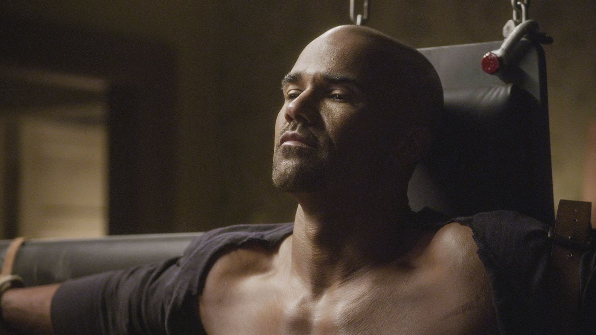 Watch Criminal Minds Season 11 Episode 16: Criminal Minds - Derek ...