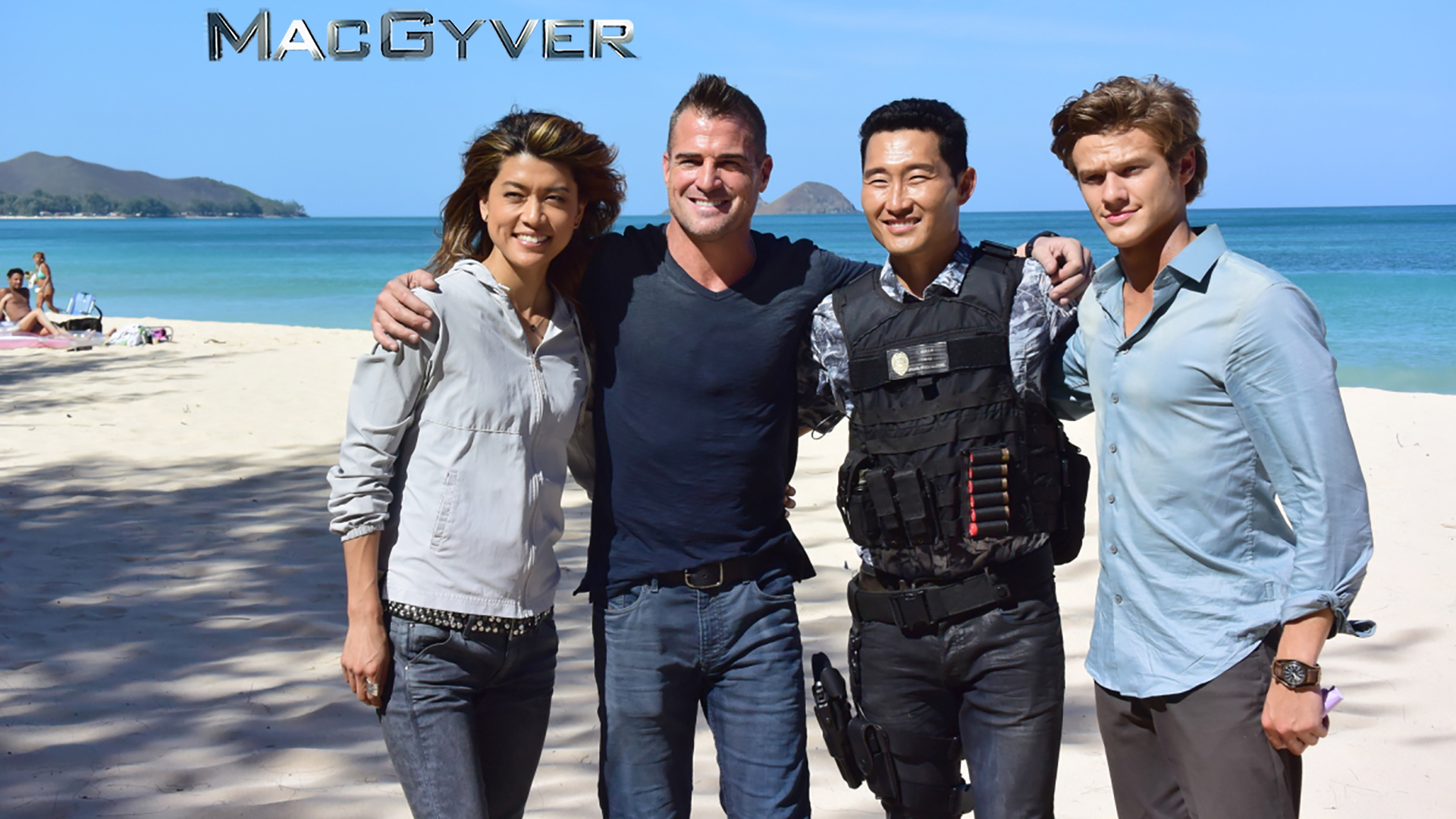 Watch MacGyver Season 1 Episode 18: MacGyver - Flashlight – Full show ...