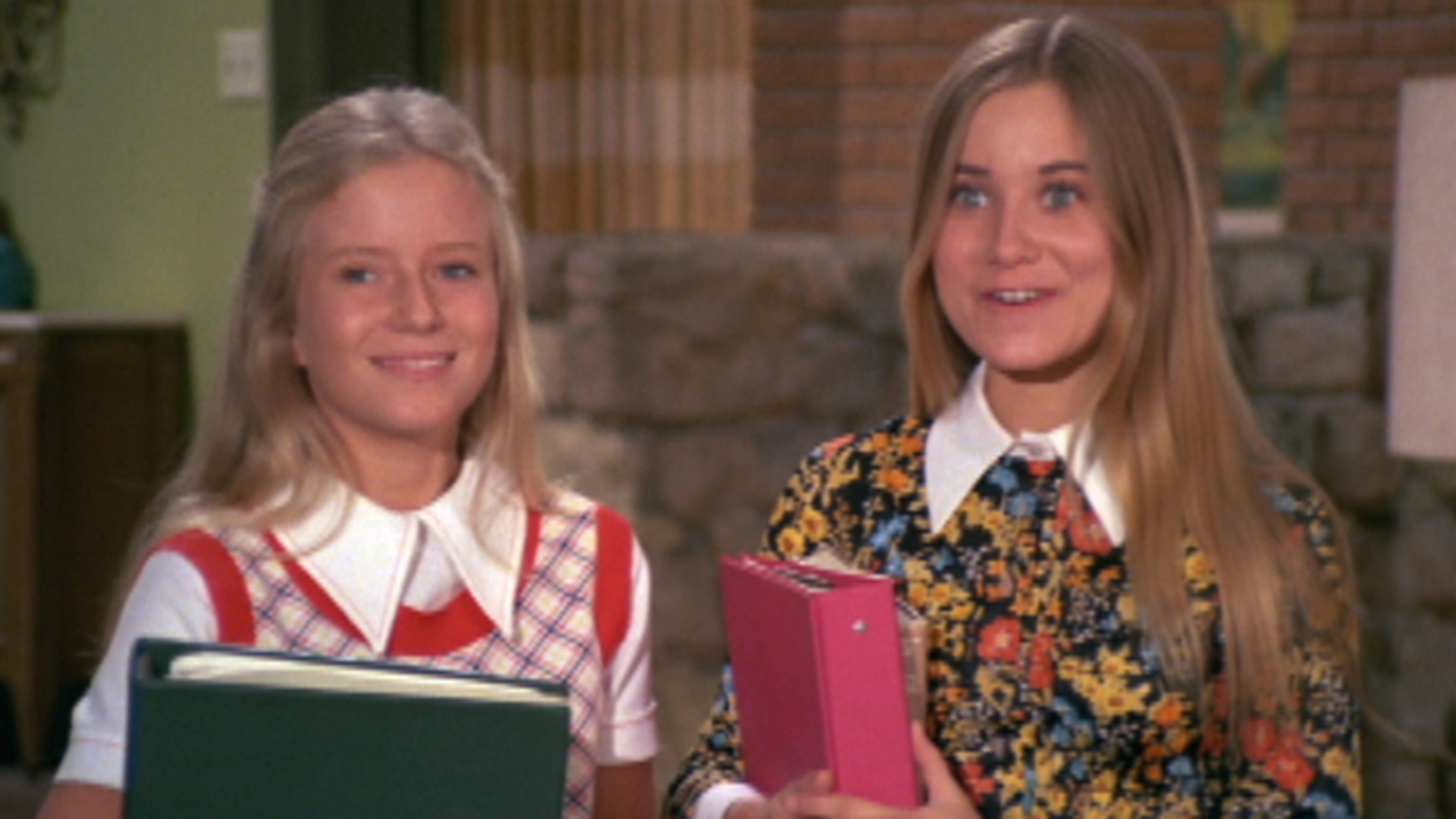 Watch The Brady Bunch Season 4 Episode 18: The Brady Bunch - You're ...