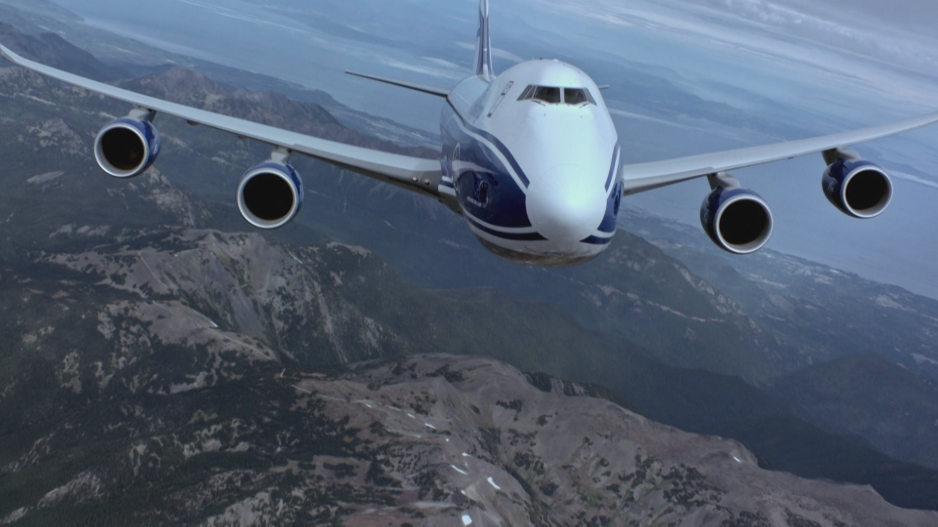 Watch Mighty Planes Season 4 Episode 5: Mighty Planes - Boeing 747-8F ...