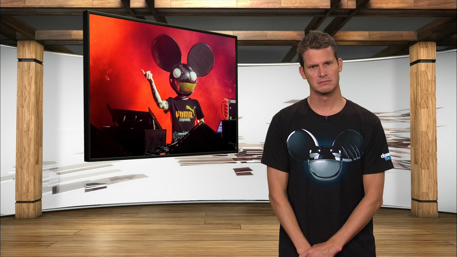 Watch Tosh.0 Season 4 Episode 26: Tosh.0 - October 30, 2012 - Bryan ...