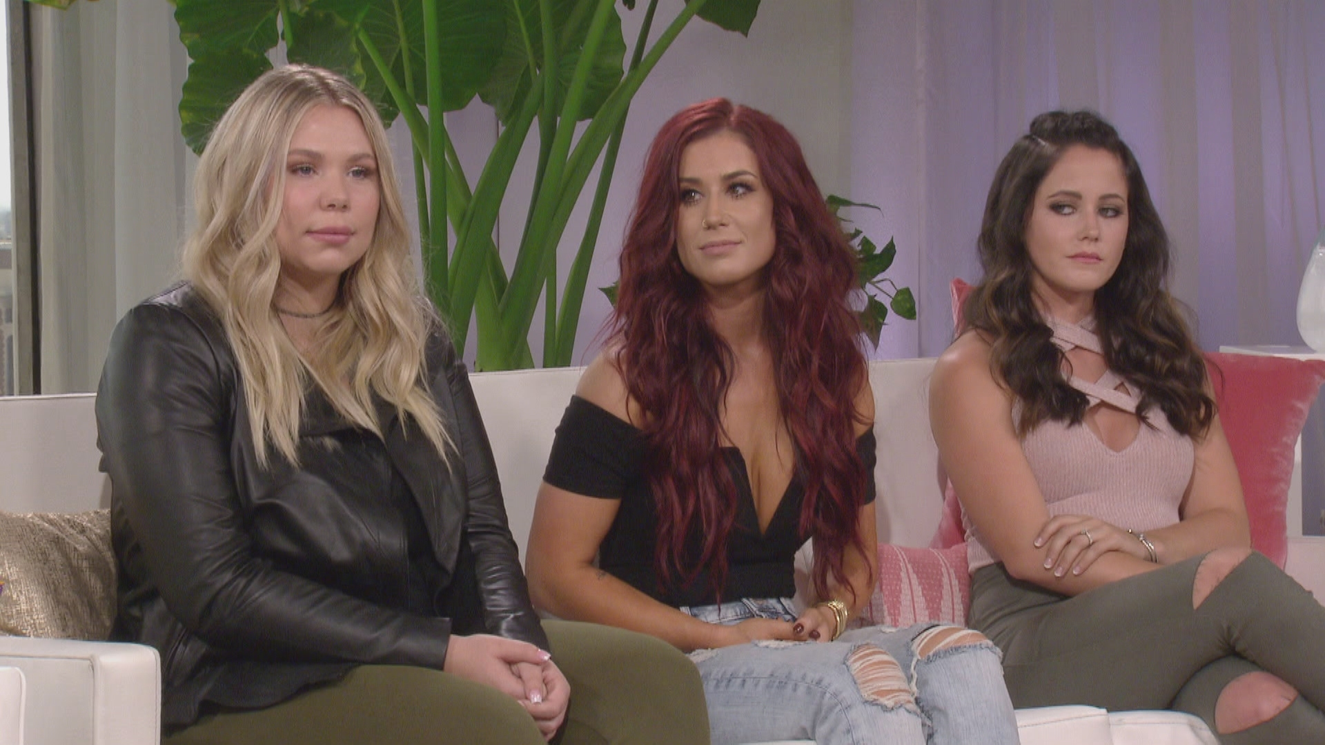 Watch Teen Mom 2 Season 8 Episode 36: Teen Mom 2 - Season 8 Unseen Moments – Full show on ...