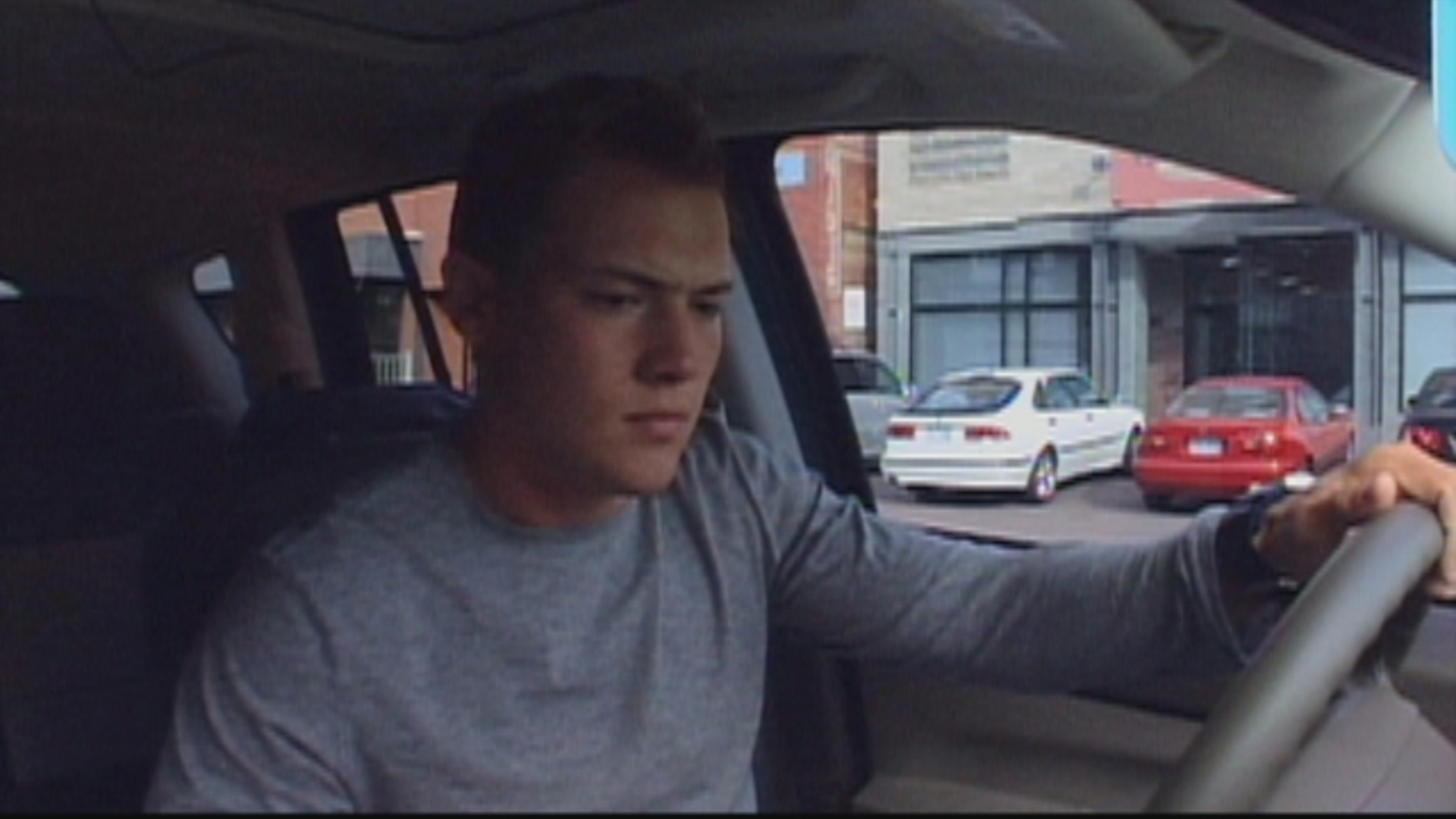 Watch The Real World Season 18 Episode 26: The Real World - Make-Out ...