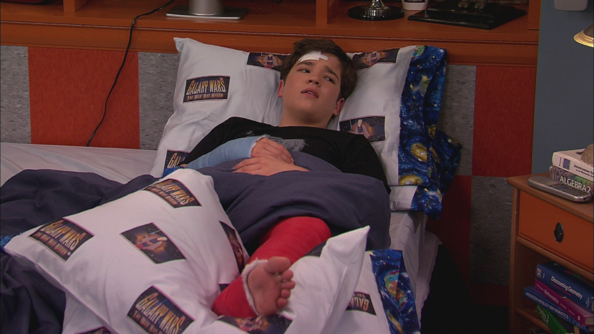 Watch Icarly 2007 Season 2 Episode 30 Icarly Isaved Your Life