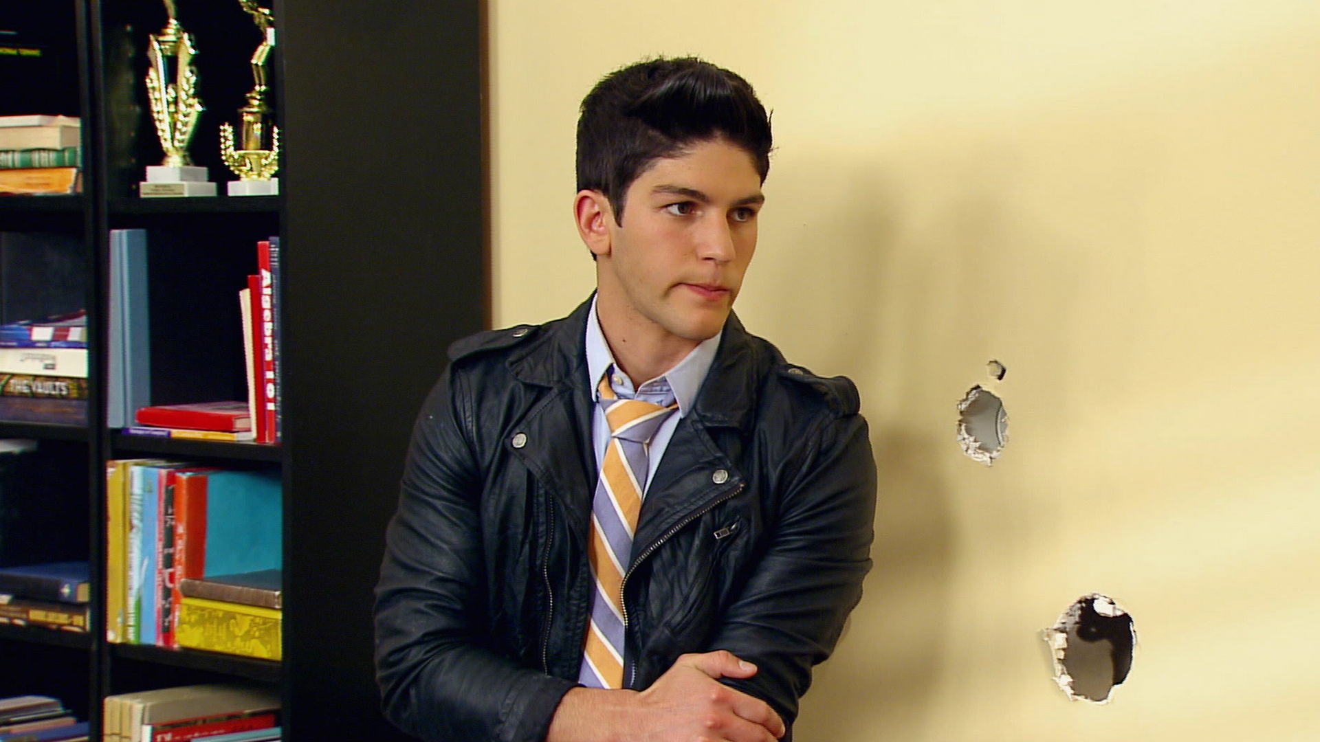 Watch Every Witch Way Season 3 Episode 11: Every Witch Way - Kanay vs ...