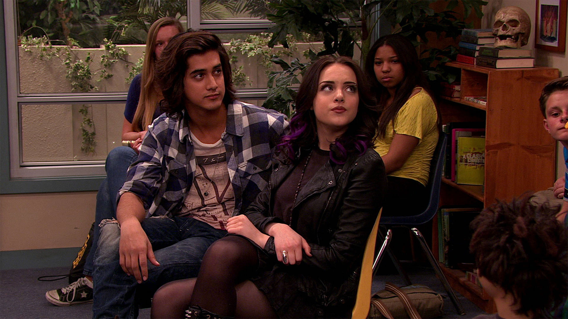 Watch Victorious Season 3 Episode 27: VICTORiOUS - Victori-Yes – Full ...