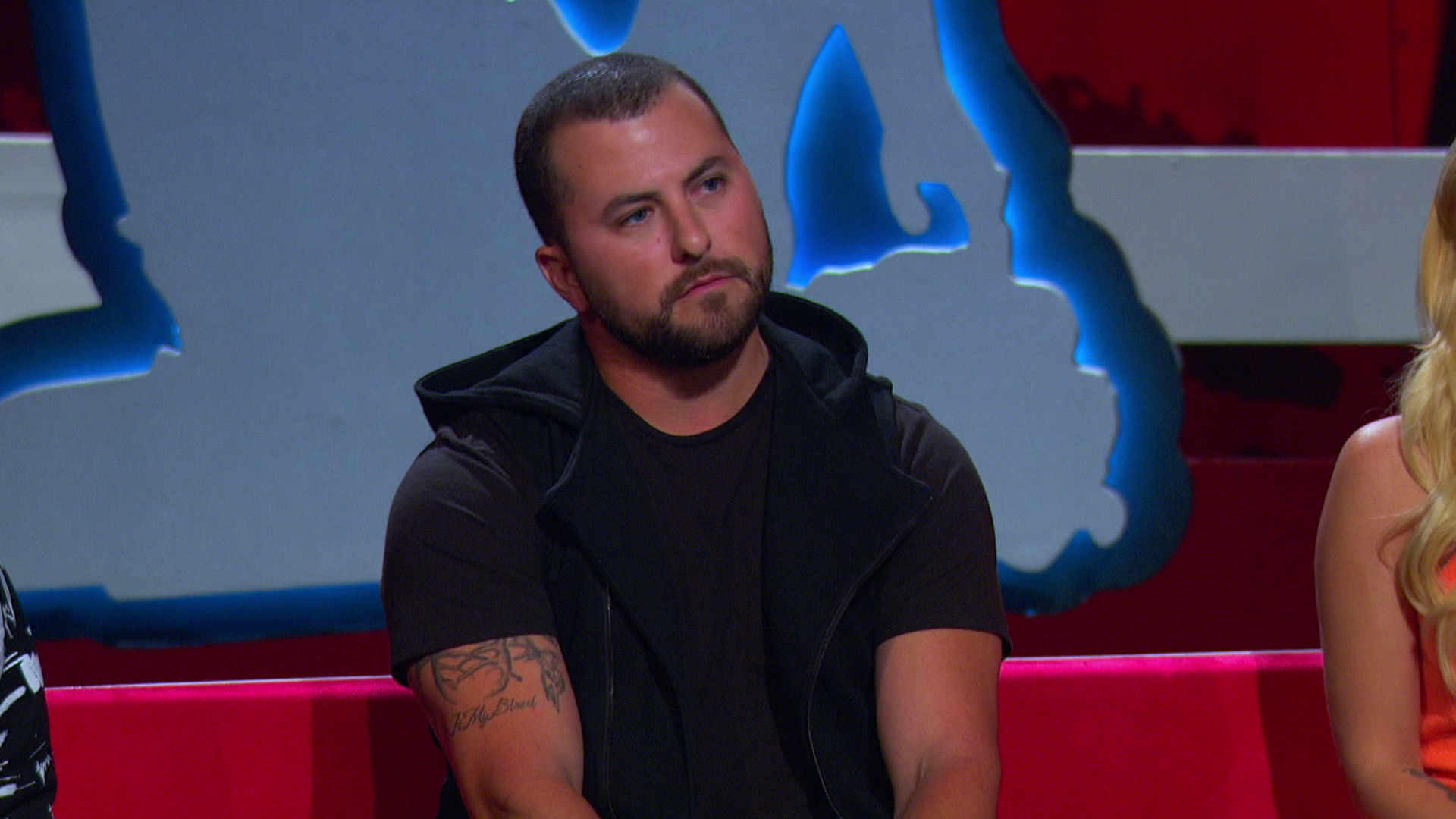 Watch Ridiculousness Season 7 Episode 18: Ridiculousness - Tyler Farr ...