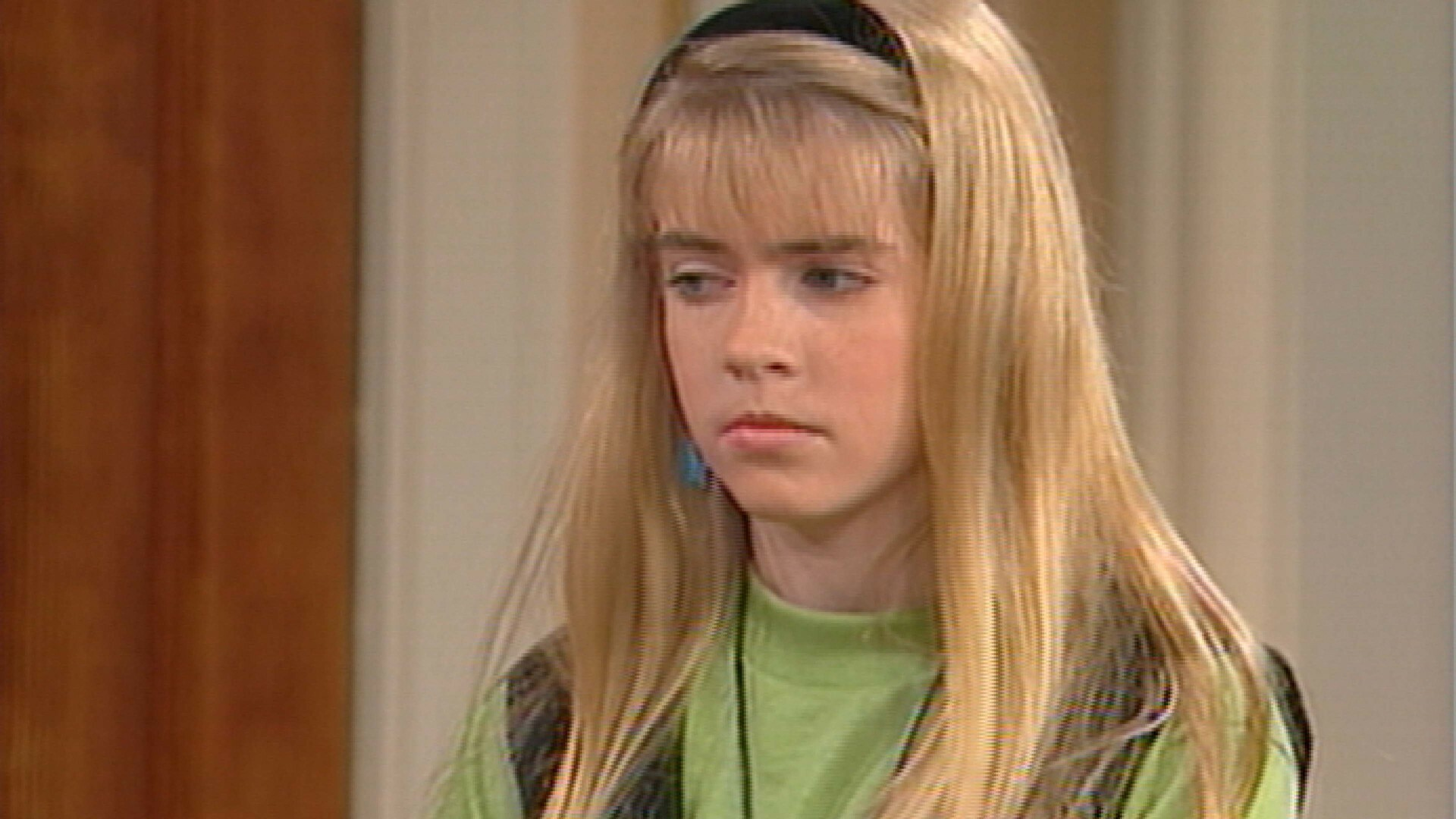 Watch Clarissa Explains It All Season 1 Episode 6: Clarissa Explains It ...