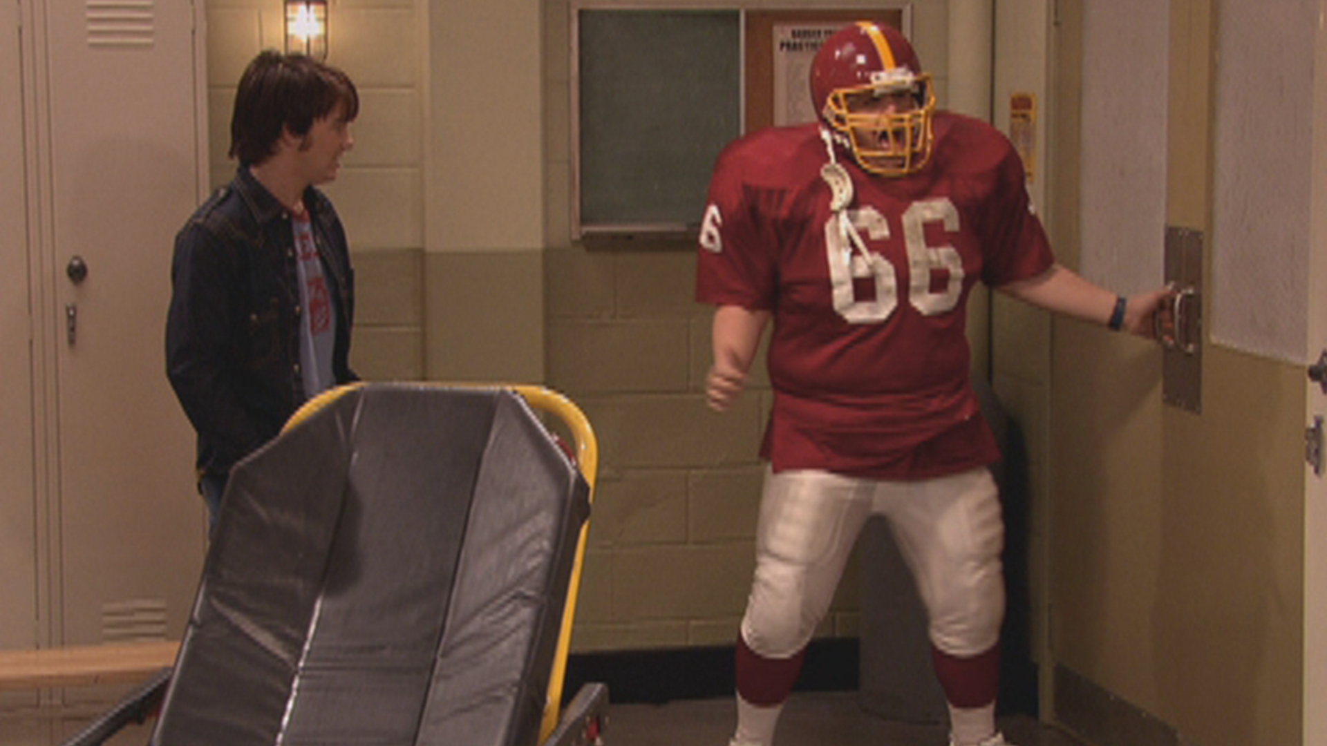 Watch Drake & Josh Season 2 Episode 4: Drake & Josh - Football – Full ...