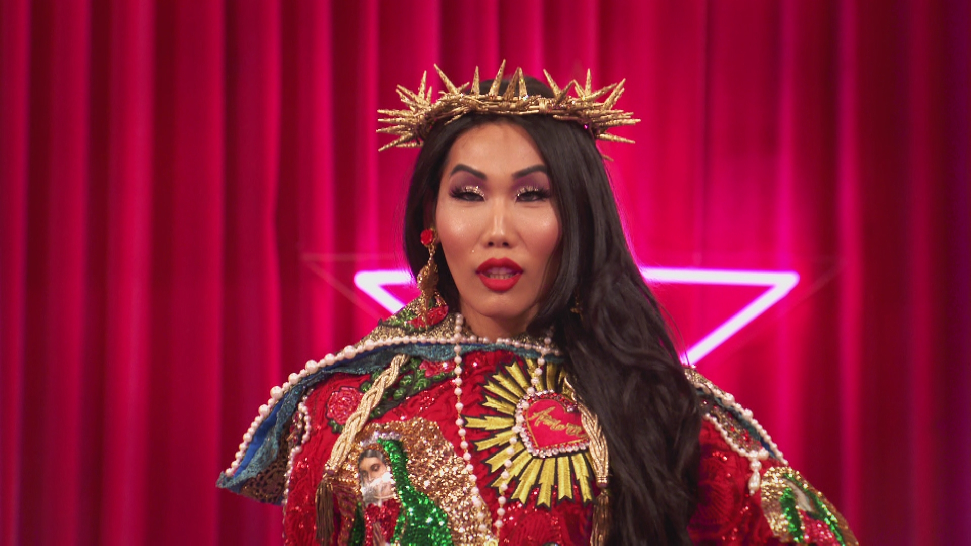 Watch RuPaul's Drag Race All Stars Season 4 Episode 1: RuPaul's Drag ...