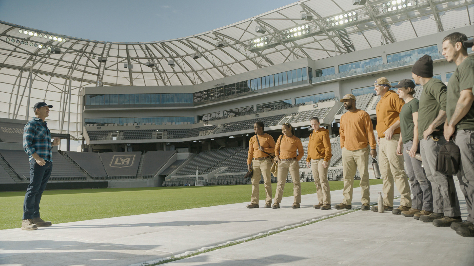 Watch Tough As Nails Season 2 Episode 5: Tough As Nails - Pour Your ...