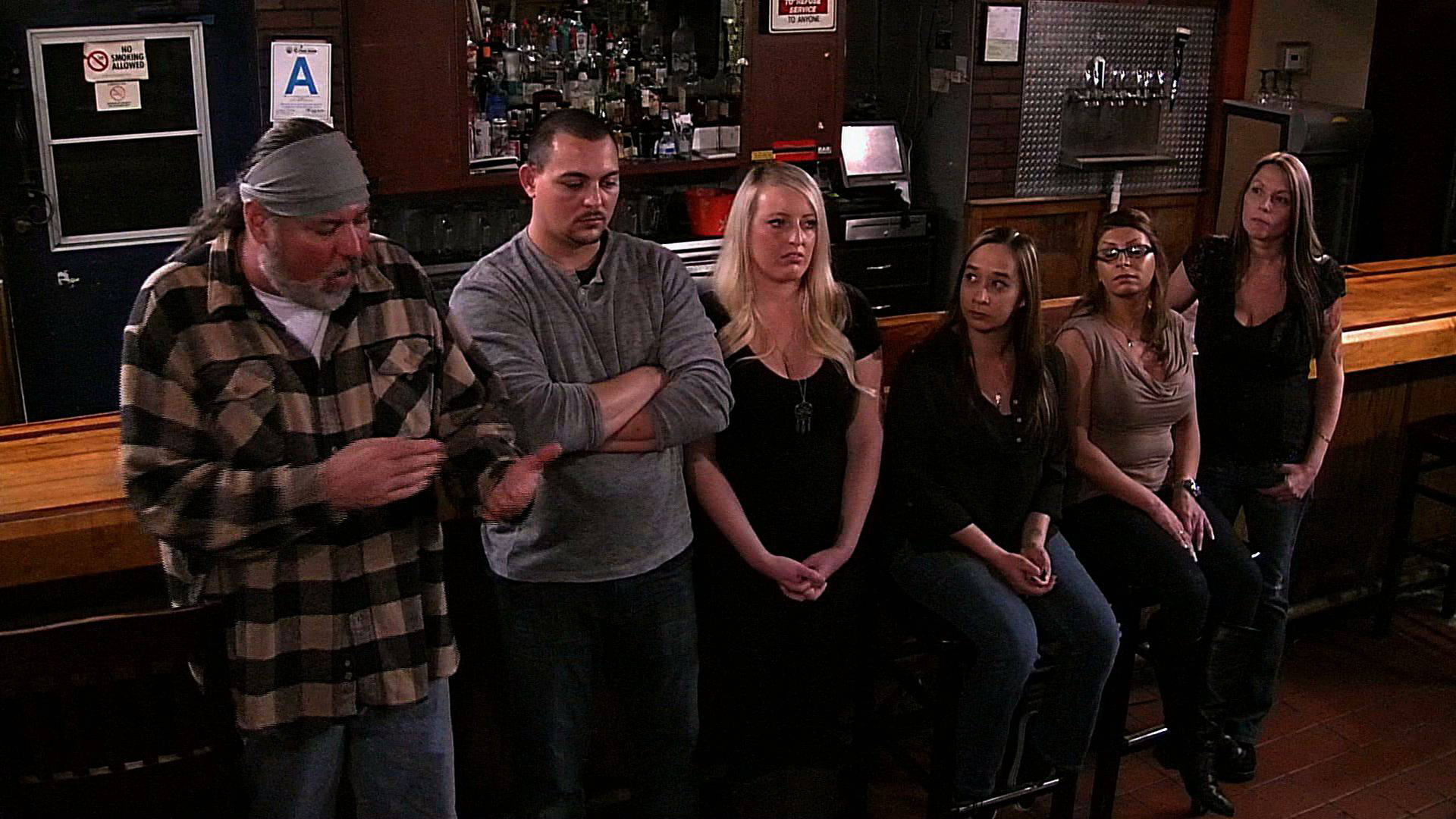 Watch Bar Rescue Season 4 Episode 16: Bar Rescue - Storming the Castle ...