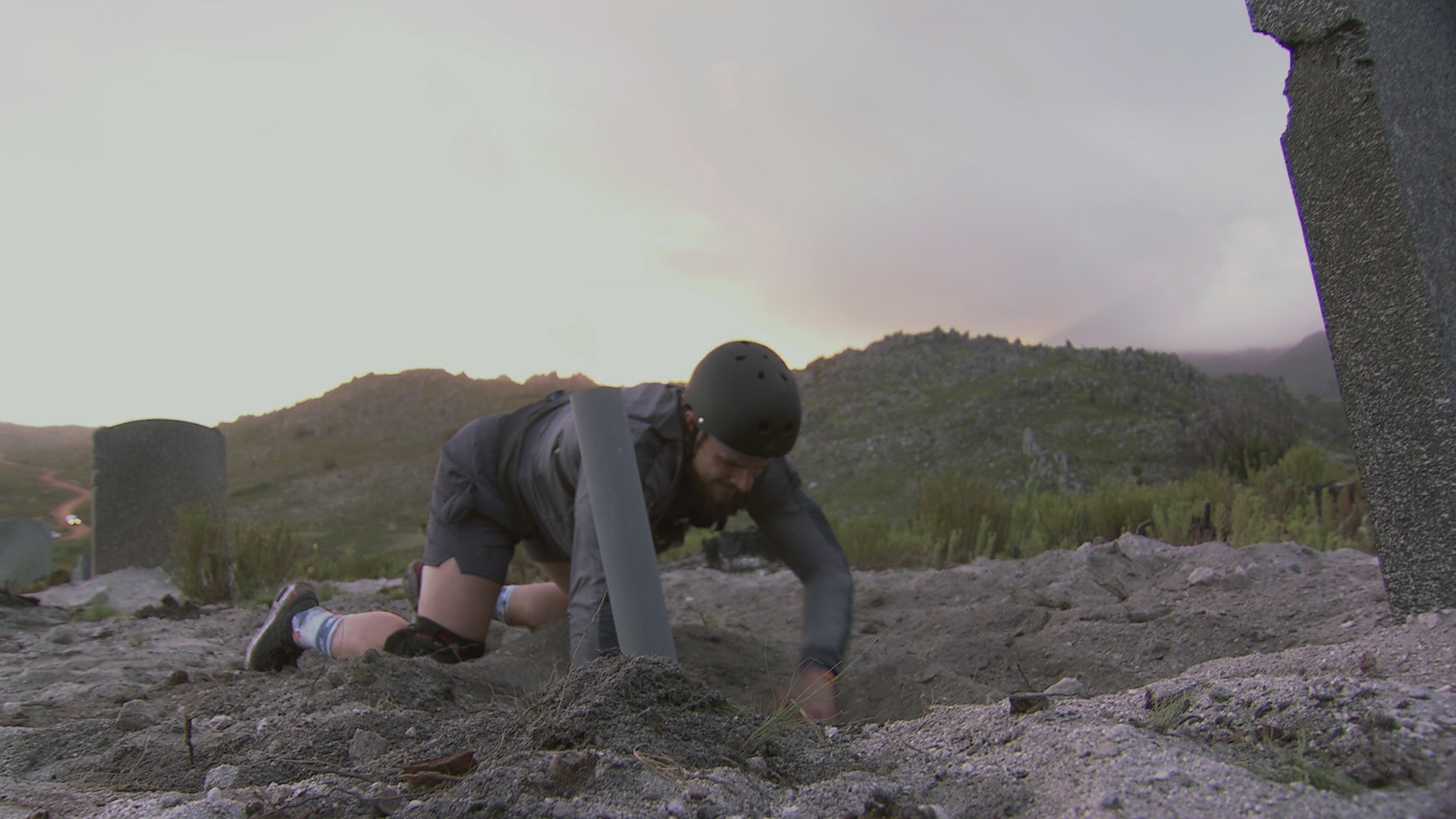 Watch The Challenge Season 32 Episode 1: The Challenge - Six Feet Under ...