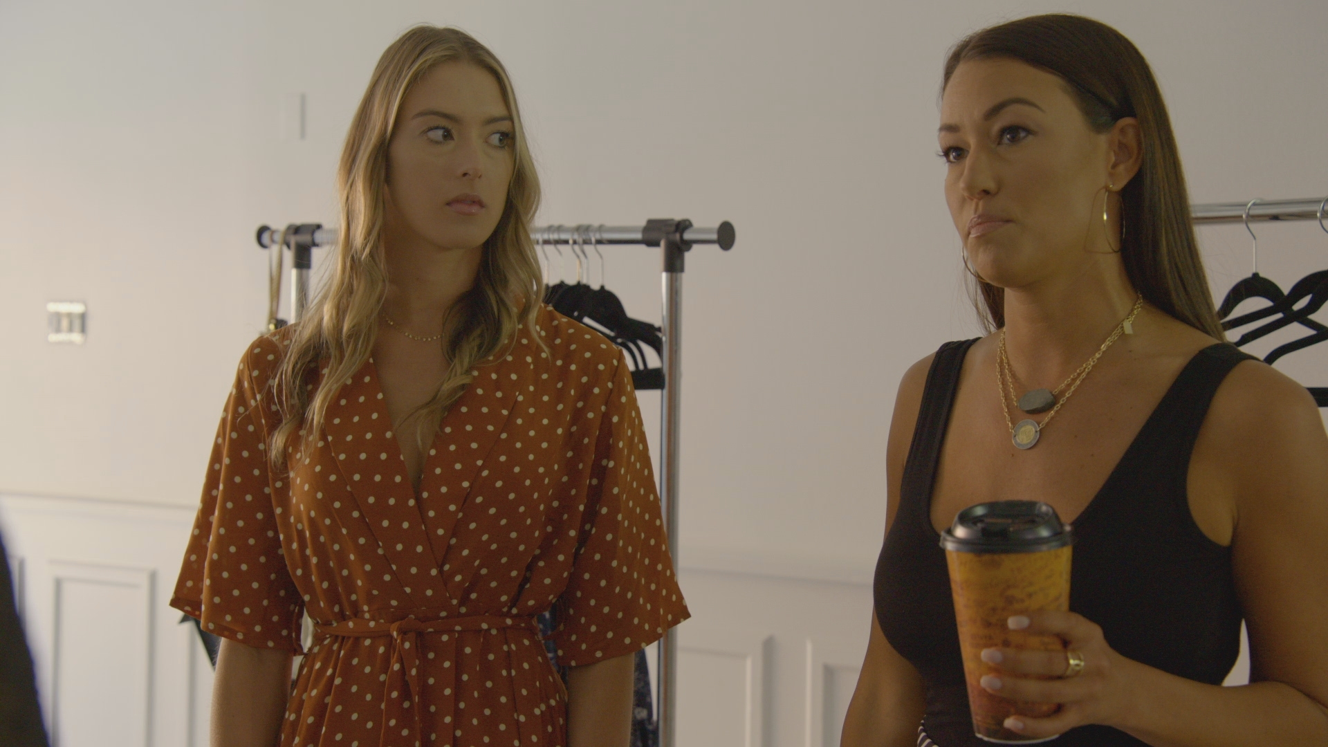 Watch Siesta Key Season 3 Episode 4: Siesta Key - Are you offended ...