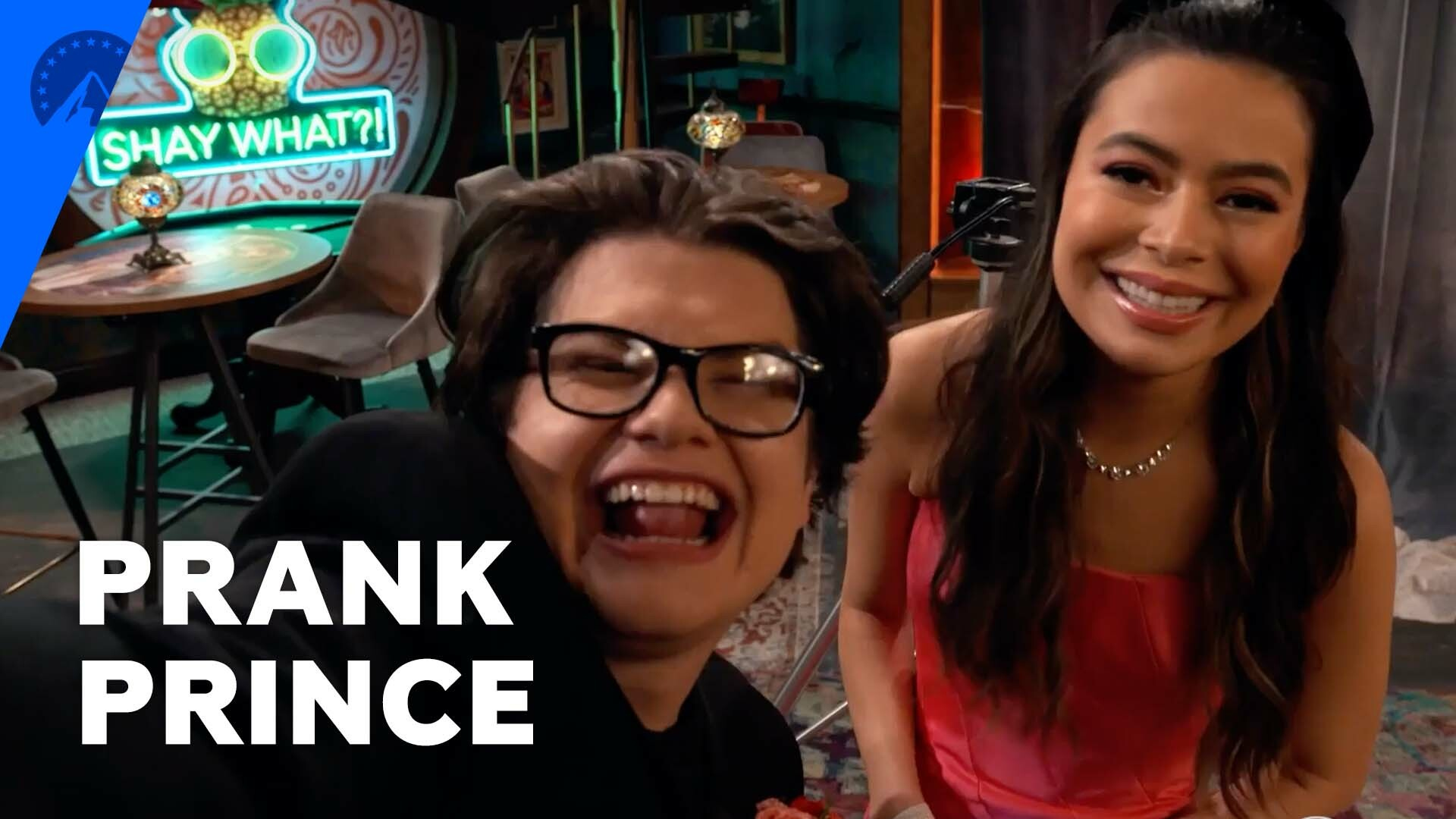 Watch iCarly Season 2, Episode 9 - Prank Prince - Paramount+