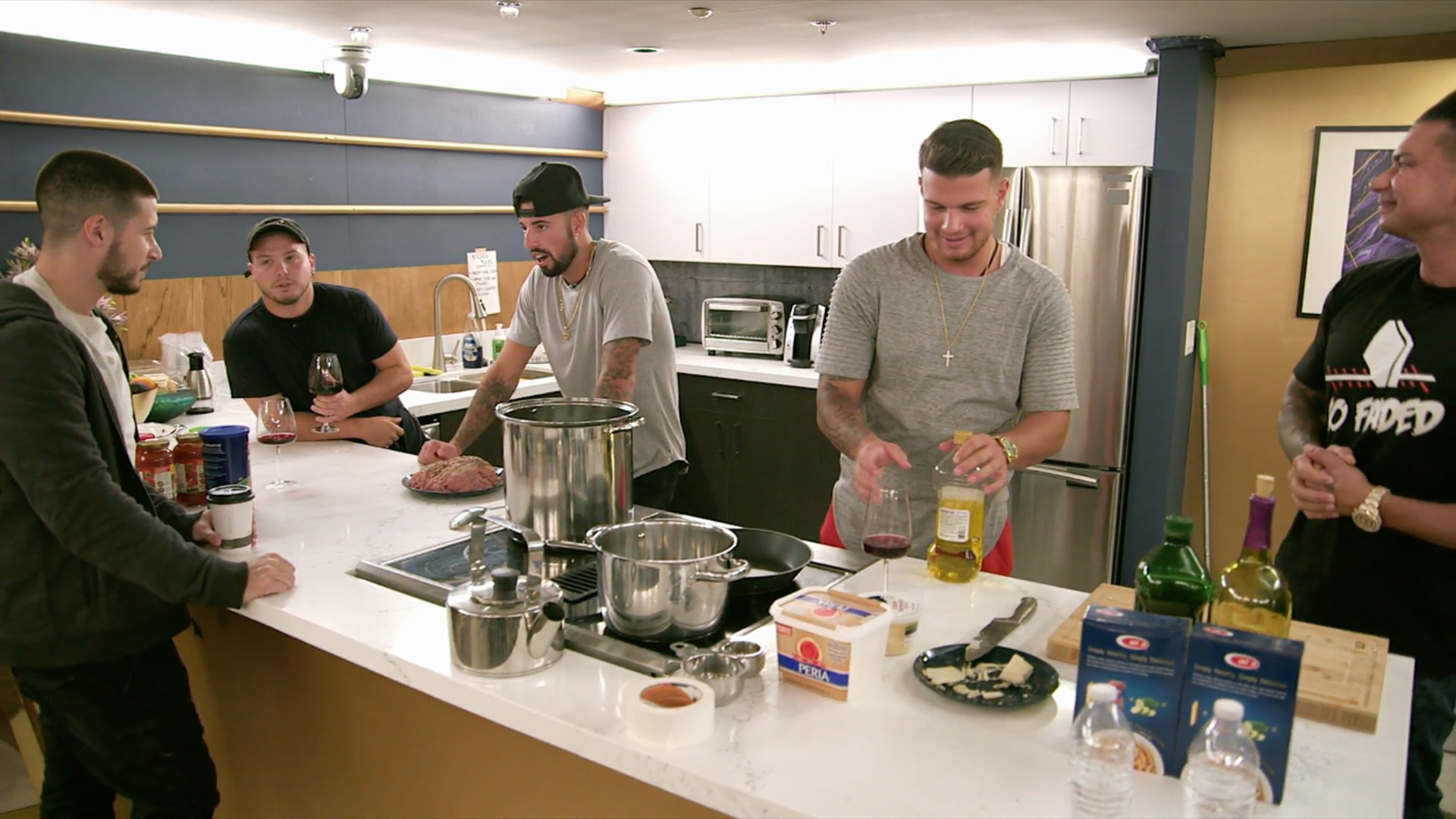 Watch Double Shot At Love With Dj Pauly D & Vinny Season 2 Episode 6 ...