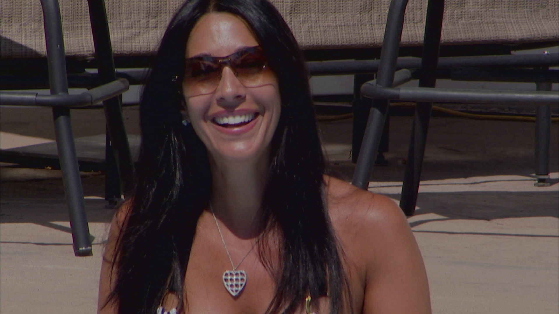 Watch Mob Wives Season 2 Episode 1: Mob Wives - New Year, New War ...