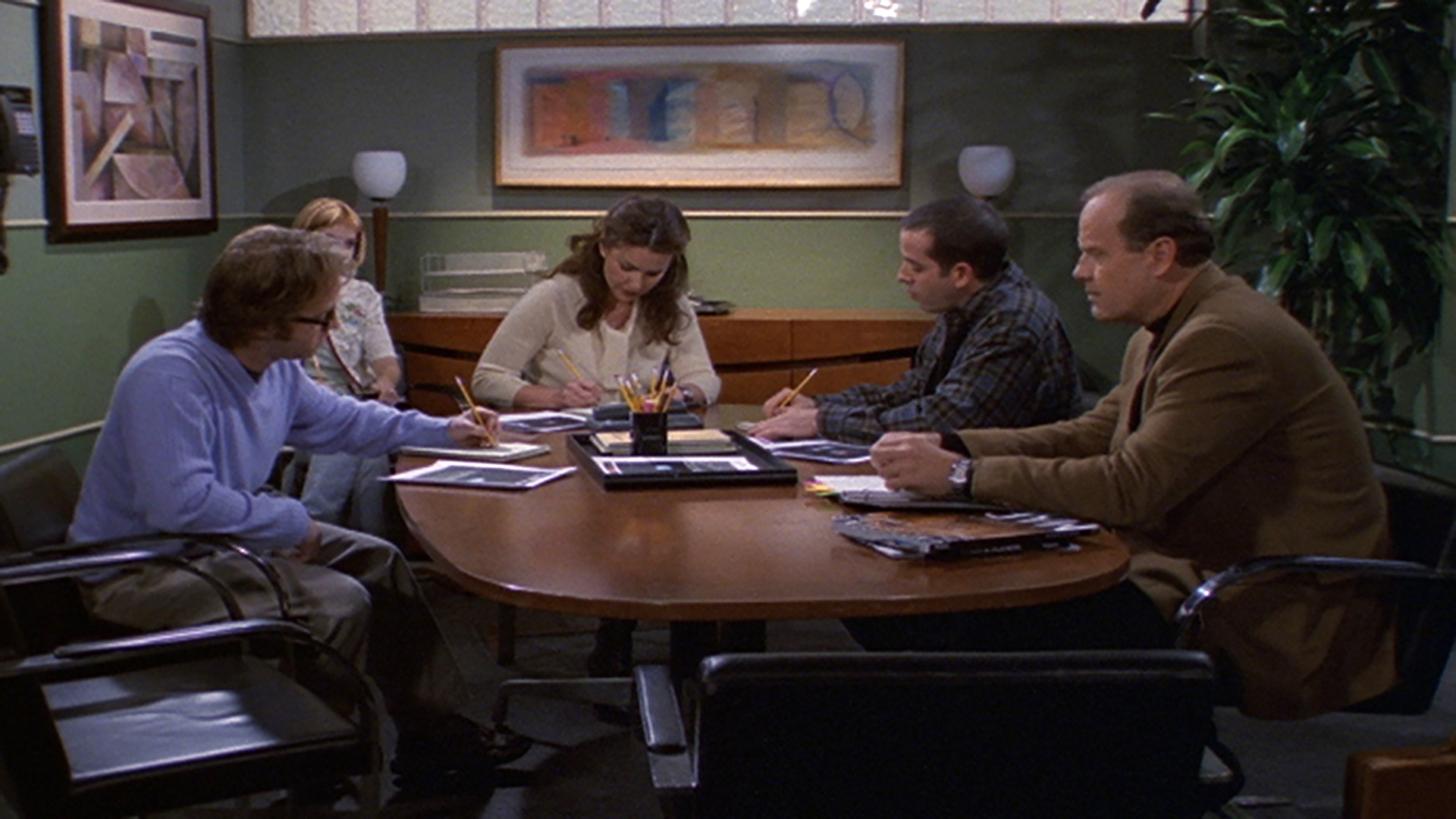 Watch Frasier (1993) Season 8 Episode 16: Docu Drama - Full show on ...