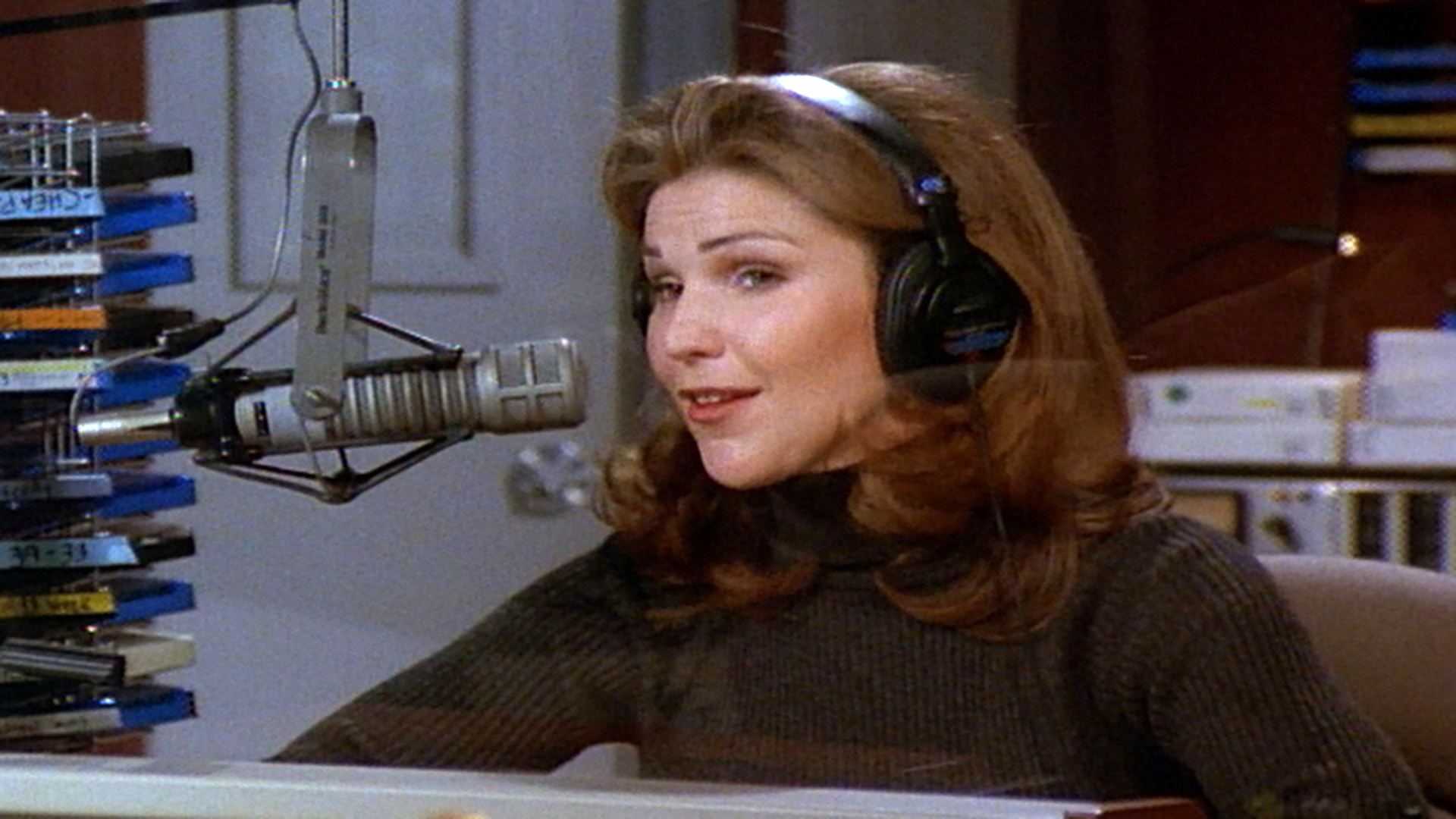 Watch Frasier (1993) Season 4 Episode 12: Frasier (1993) - Death And ...