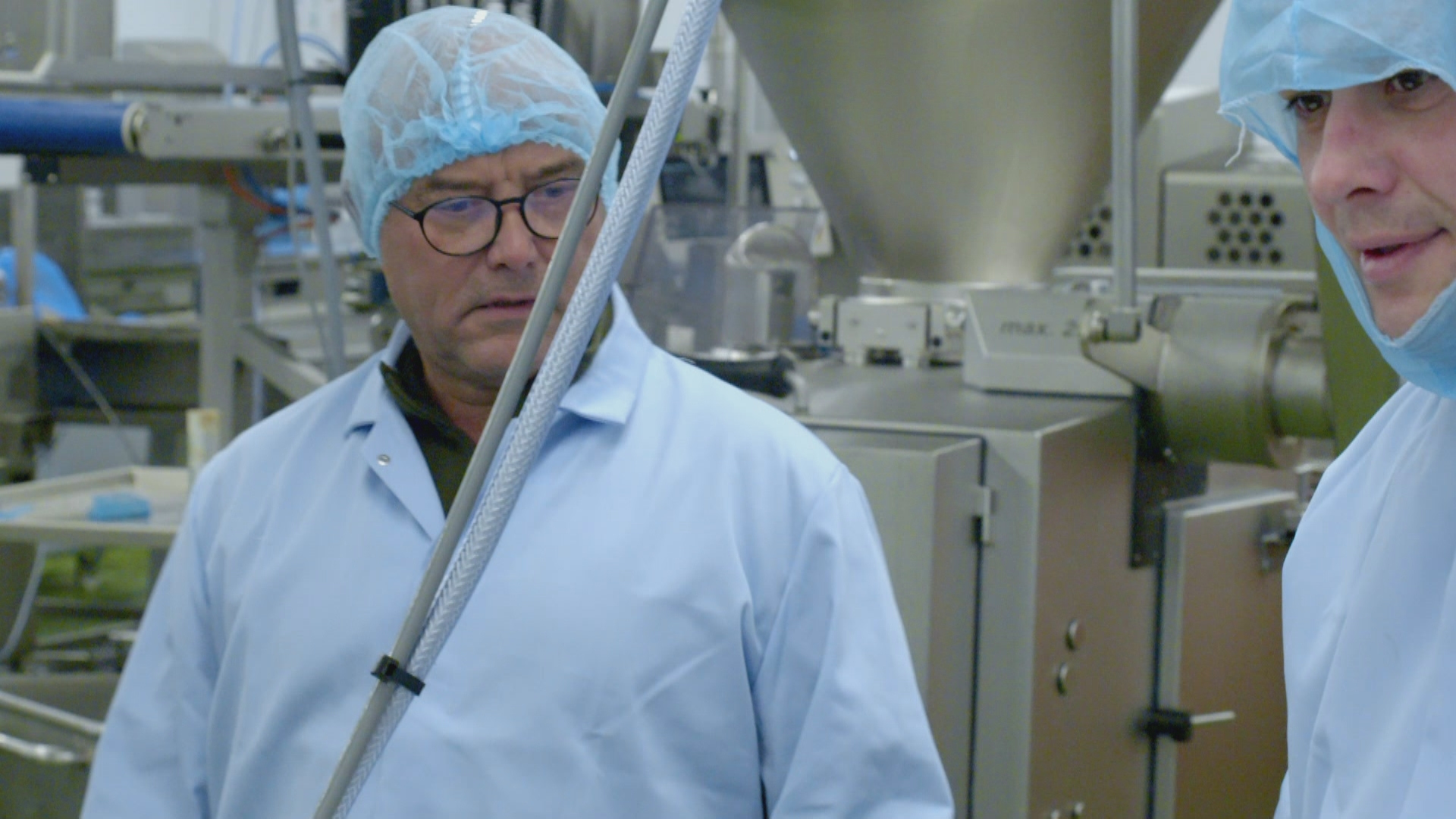 Watch Inside the Factory Season 4 Episode 3: Inside the Factory ...