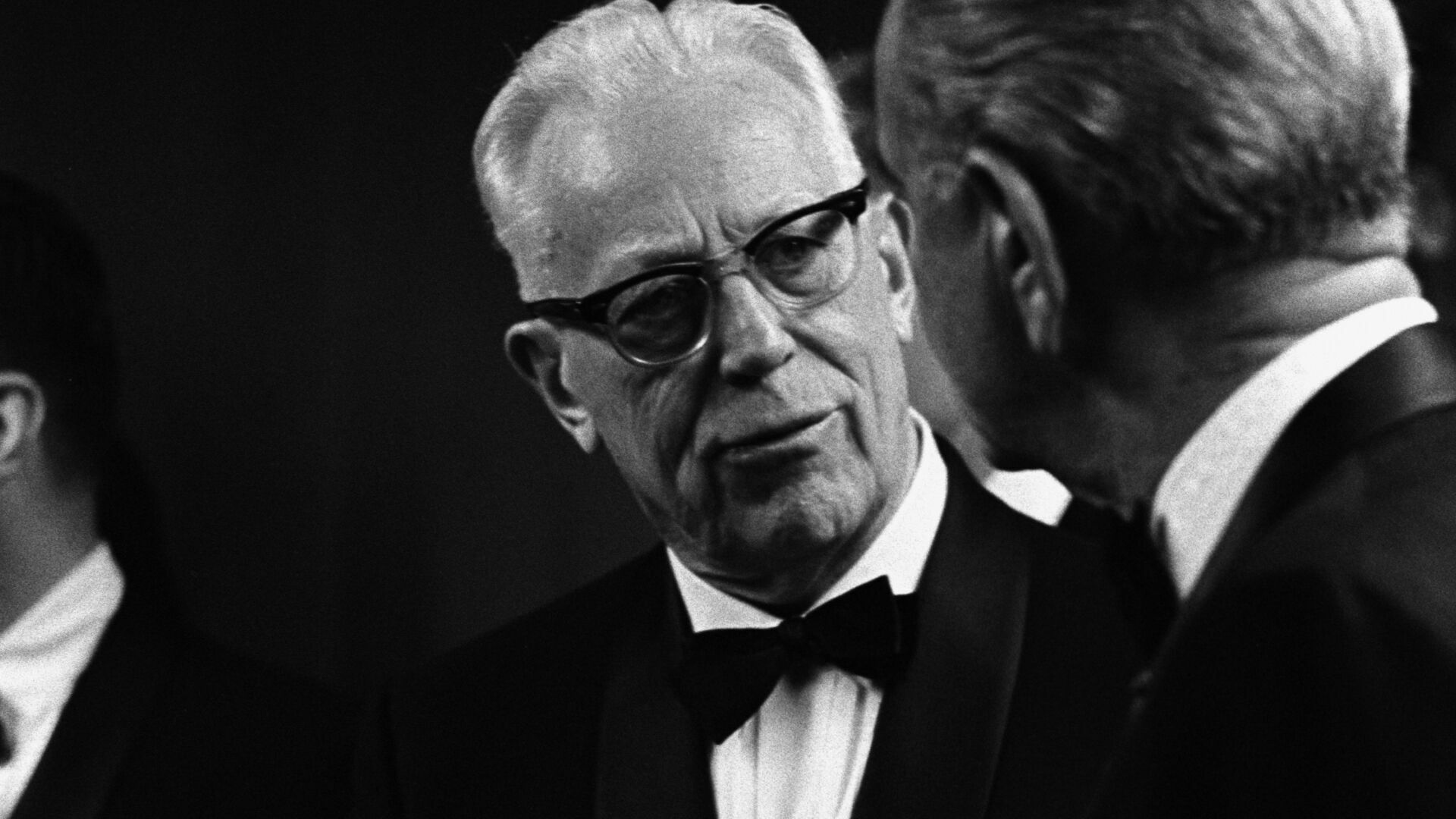 Watch Deadlocked: How America Shaped the Supreme Court Season 1 Episode ...