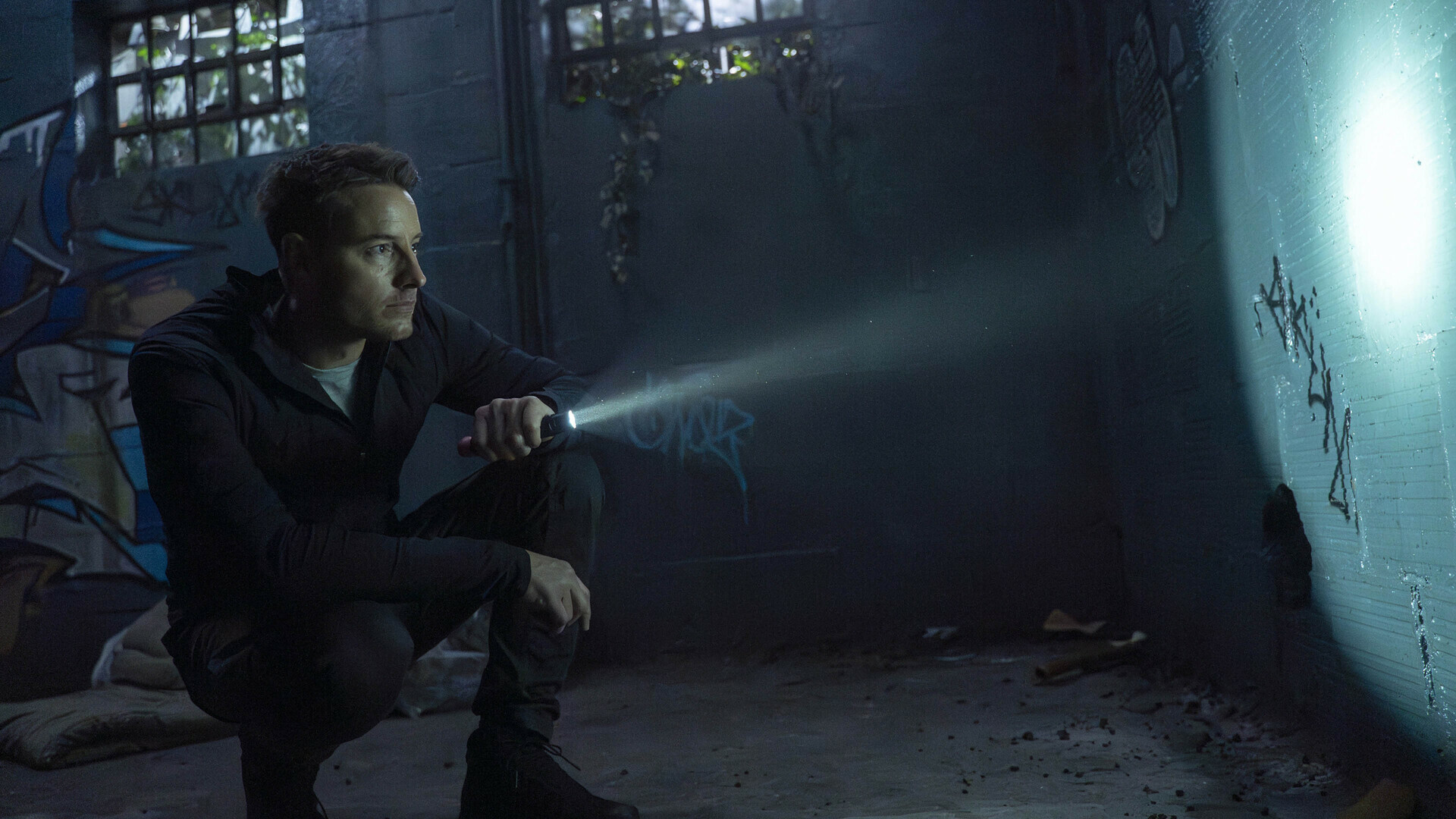 Watch Tracker Season 1 Episode 9: Aurora - Full show on CBS