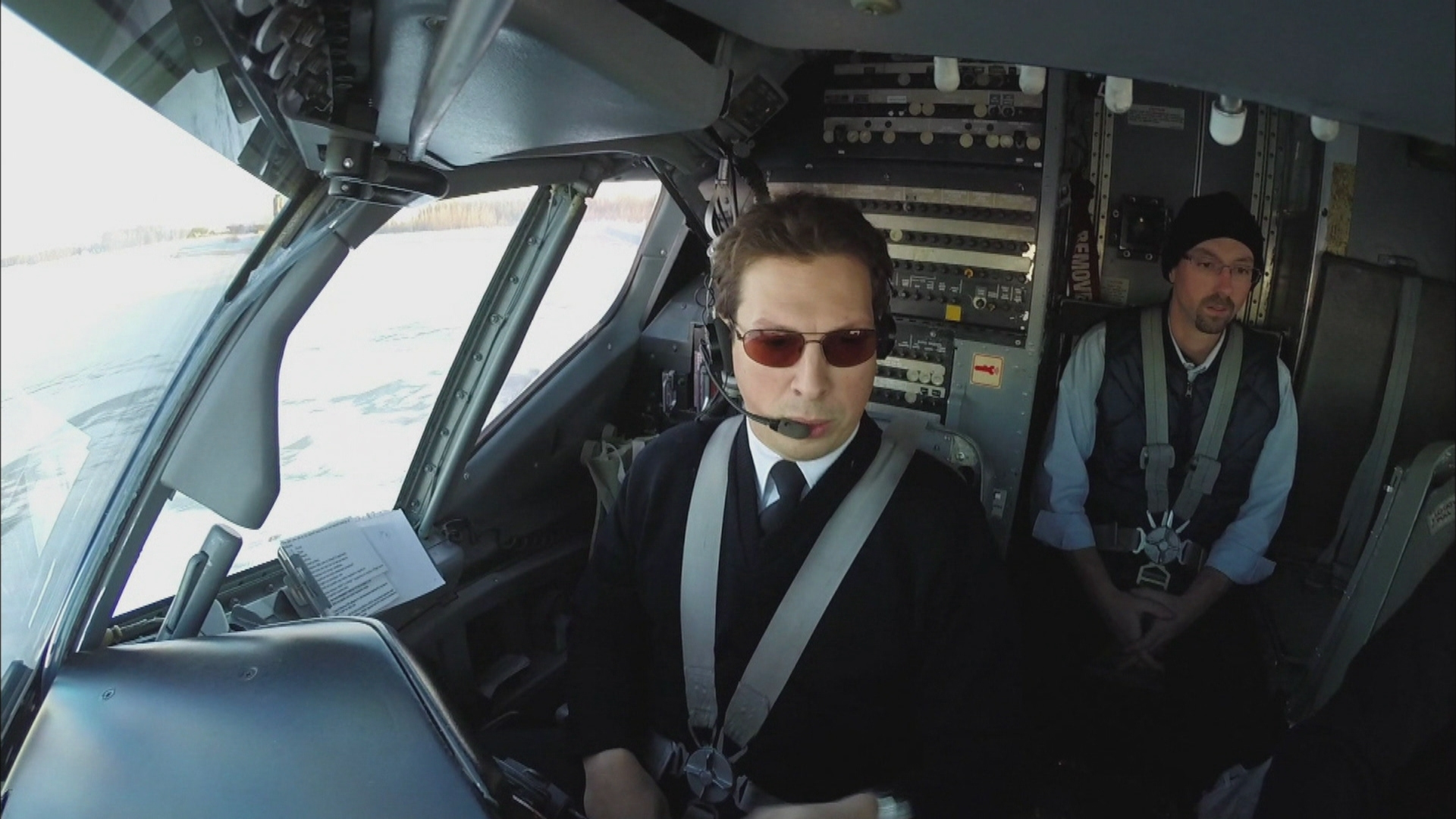 Watch Mighty Planes Season 3 Episode 5: Mighty Planes - Nolinor 737 ...