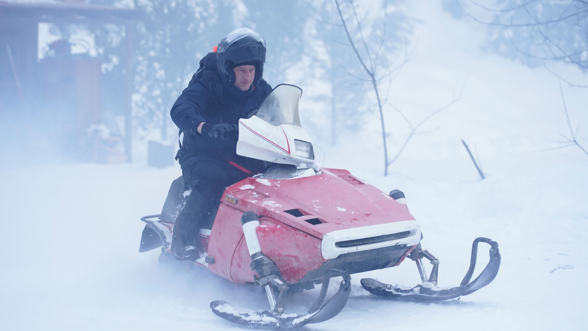 Watch Tracker Season 2 Episode 16: The Mercy Seat - Full show on CBS
