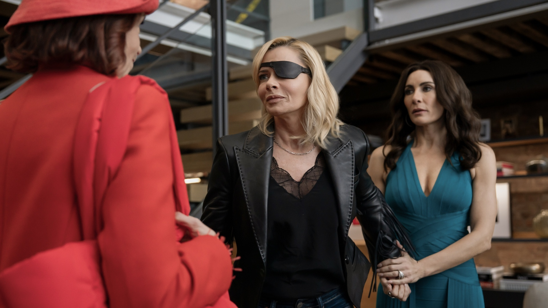 Watch Elsbeth Season 3 Episode 9: Glamazons - Full show on CBS