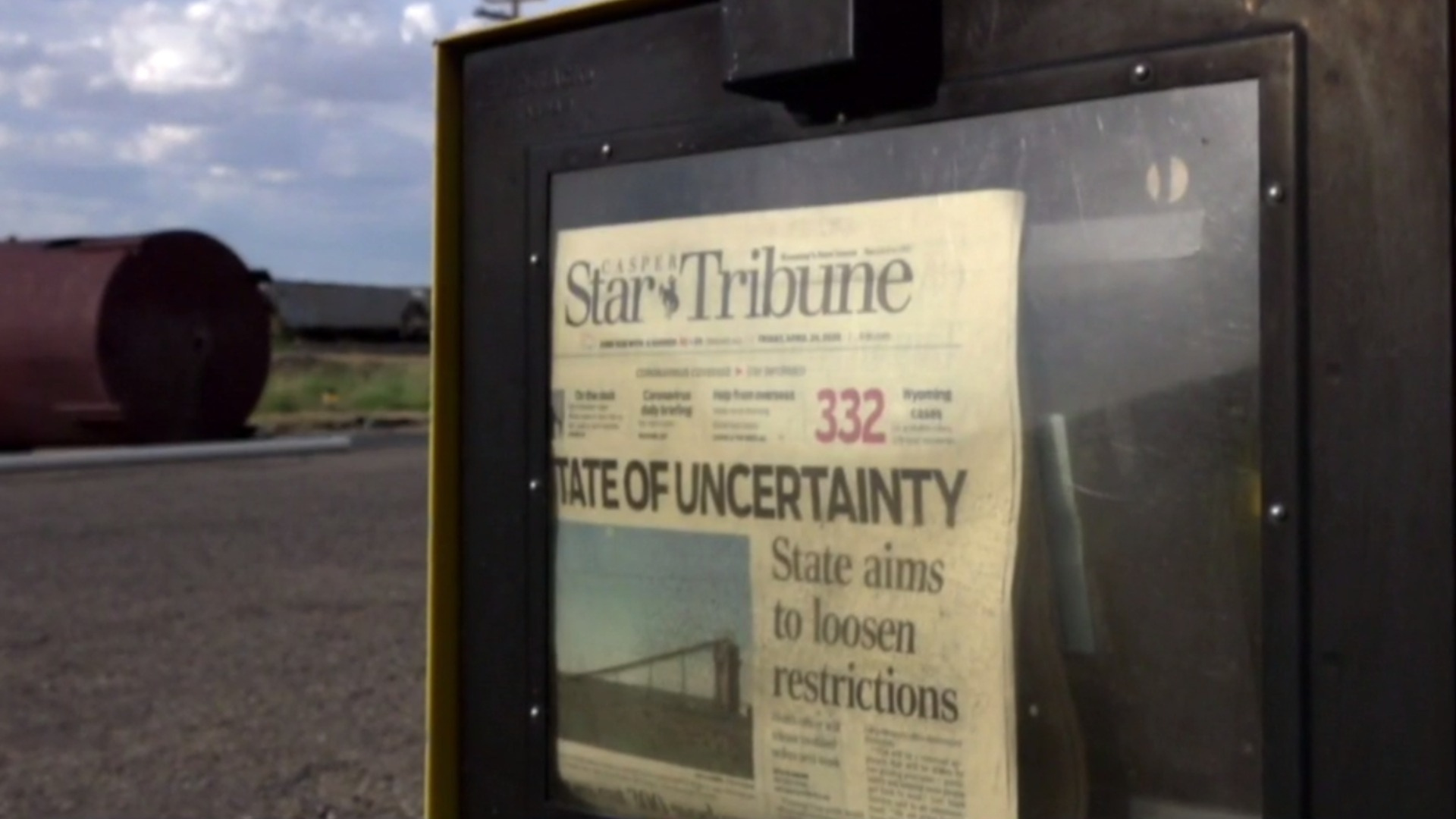 Watch CBS Evening News: Wyoming's daily newspaper adjusts to changing ...