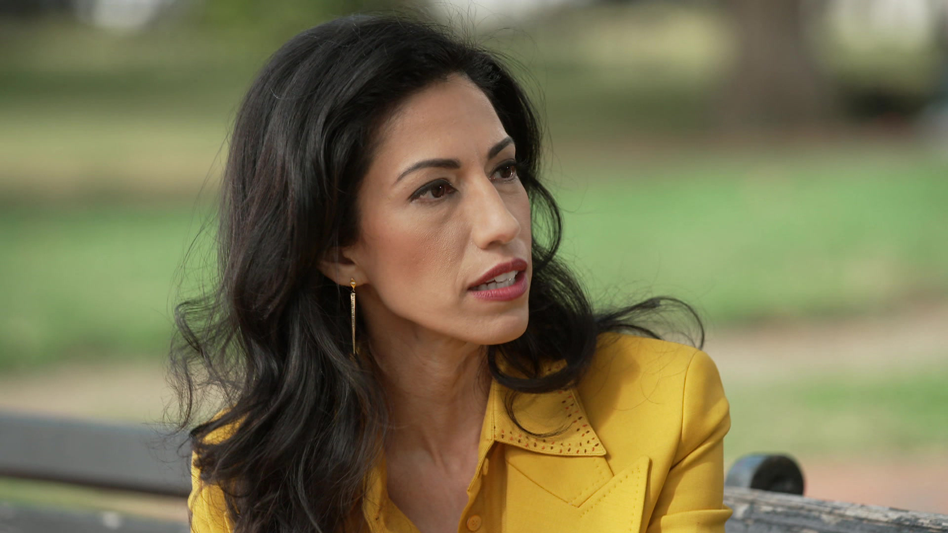 Watch Sunday Morning: Huma Abedin speaks out - Full show on CBS
