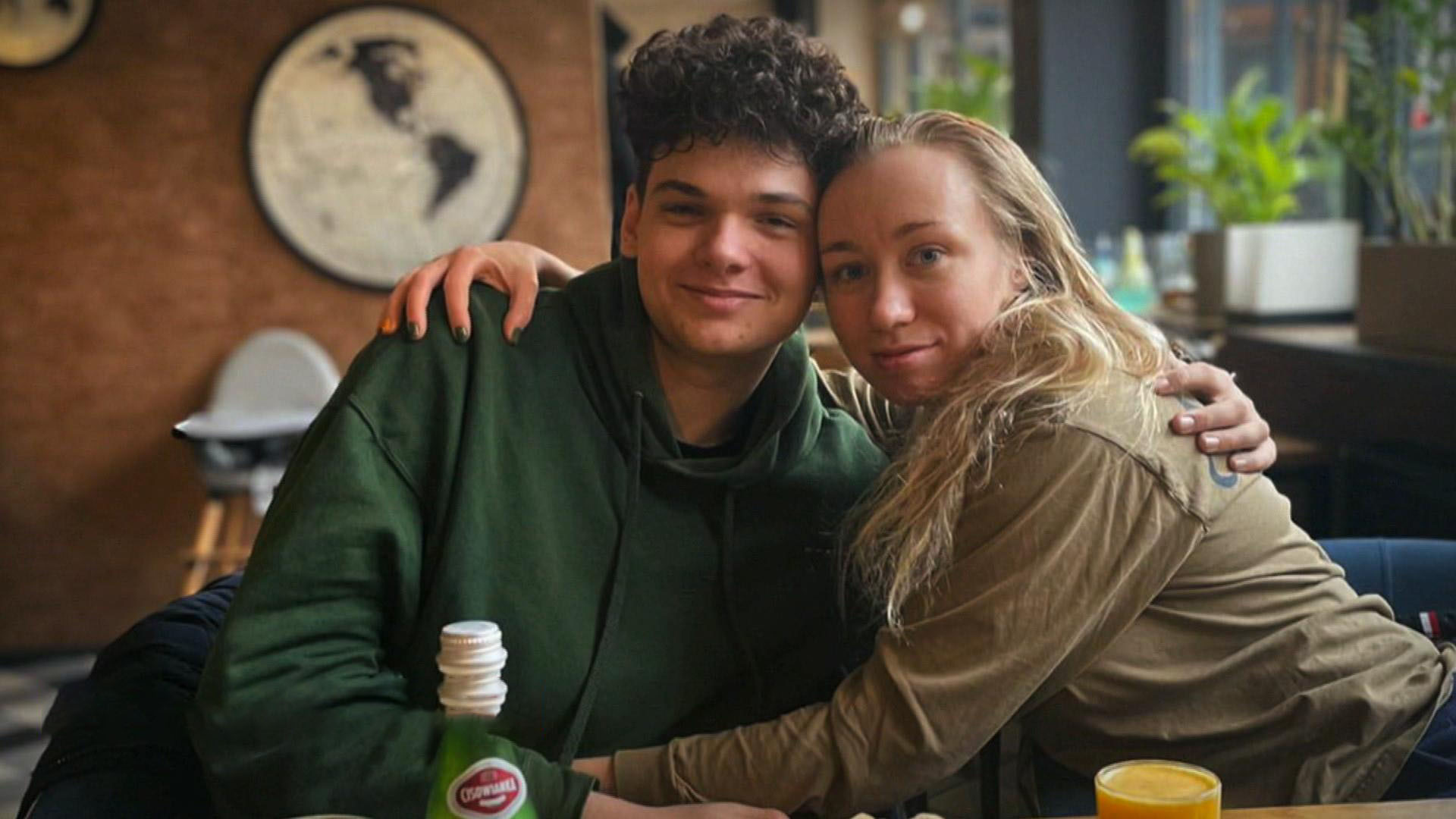 Watch CBS Mornings: Teen Ukrainian refugee reunited with family - Full ...