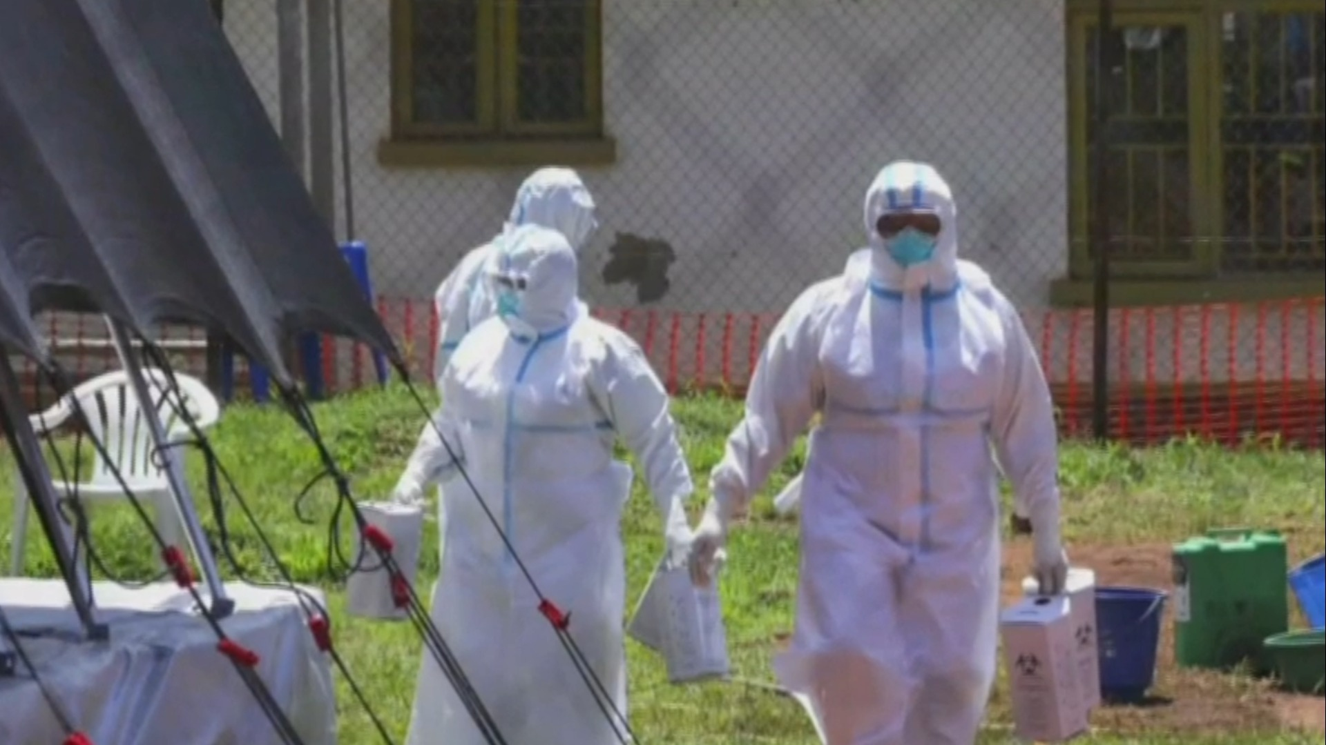 Watch CBS Evening News: U.S. to screen passengers from Uganda for Ebola - Full show on CBS