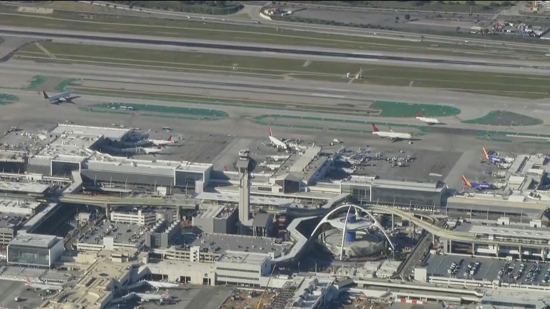 Watch CBS Evening News Two planes almost collide at Logan Airport ...