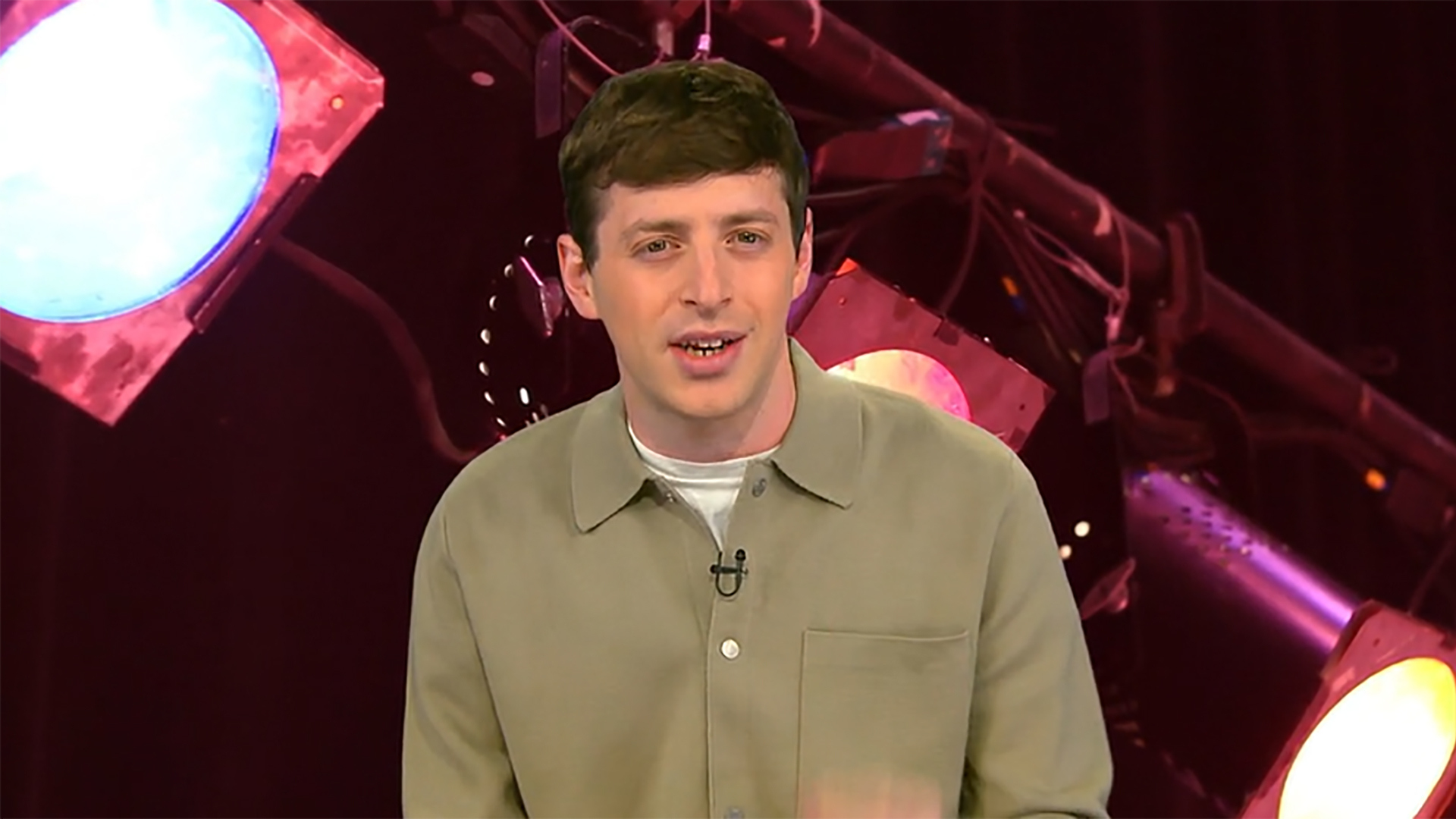 Watch Sunday Morning Comedian Alex Edelman on his road to Broadway ...
