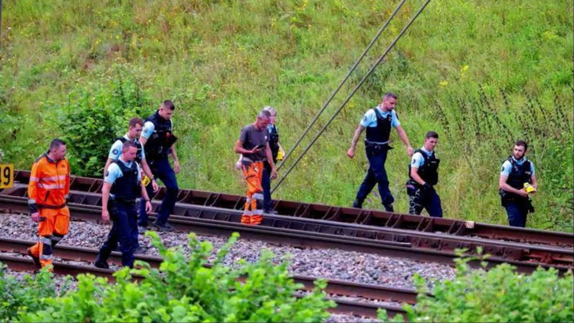 Watch CBS News Mornings Season Episode : Rail arson acts threaten Paris ...