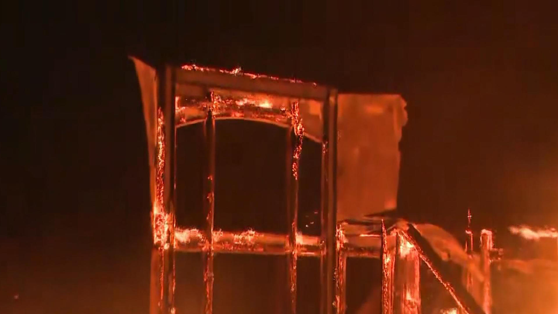 Watch CBS Evening News: "CBS Weekend News" headlines for Nov. 10, 2024 ...