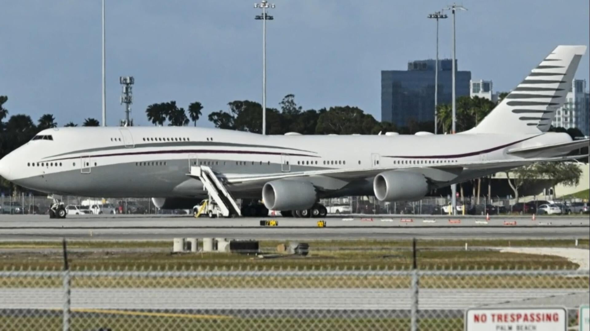 Watch CBS Evening News: Reporter's Notebook: Message behind Qatar's ...