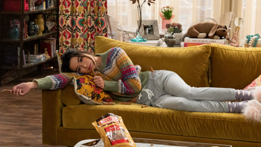 Watch iCarly Season 3 Episode 2: iCarly (2021) - iLove Your Shoes ...