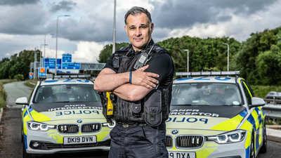 Motorway Cops: Catching Britain's Speeders - Watch on Paramount+ United ...