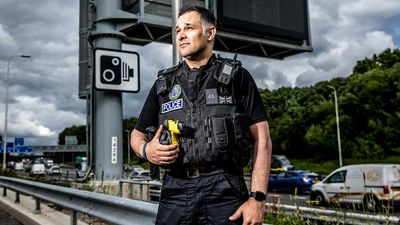 Motorway Cops: Catching Britain's Speeders - Watch on Paramount+ United ...