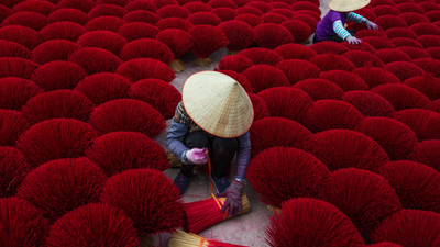 Navigating the World - Watch on Paramount+ Australia