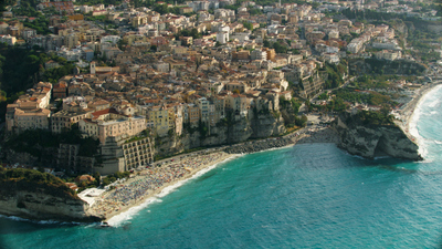 Aerial Italy - Smithsonian Channel - Watch on Paramount Plus