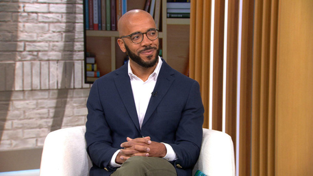 Watch CBS Mornings Clint Smith on new poems about parenting - Paramount+