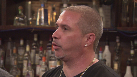Watch Bar Rescue Season 4 Episode 2: Bar Rescue - Thugs with Mugs ...