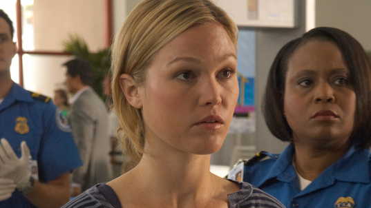 Watch Dexter Season 5 Episode 5: Dexter - First Blood – Full show on ...