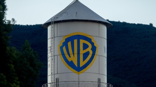 Watch CBS Mornings New developments in battle for Warner Bros. - Paramount+