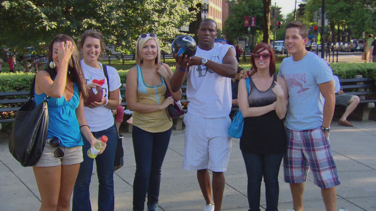 Watch The Real World Season 23 Episode 8: The Real World - Out of the ...