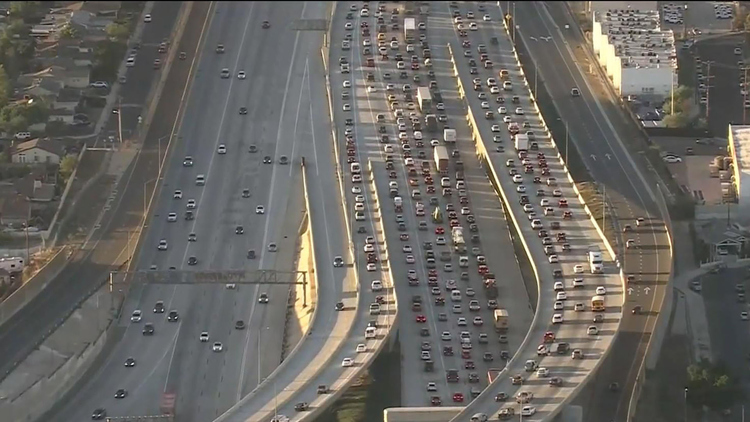 Watch CBS Mornings Season Episode : Millions of Thanksgiving travelers ...