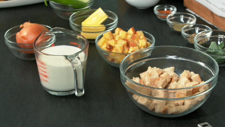 Watch CBS Mornings "The Dish Recipe": Easy stuffing recipe - Paramount+